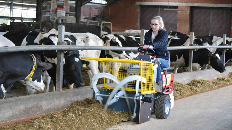 Using the Westermann Feed Auger for Cattle Silage